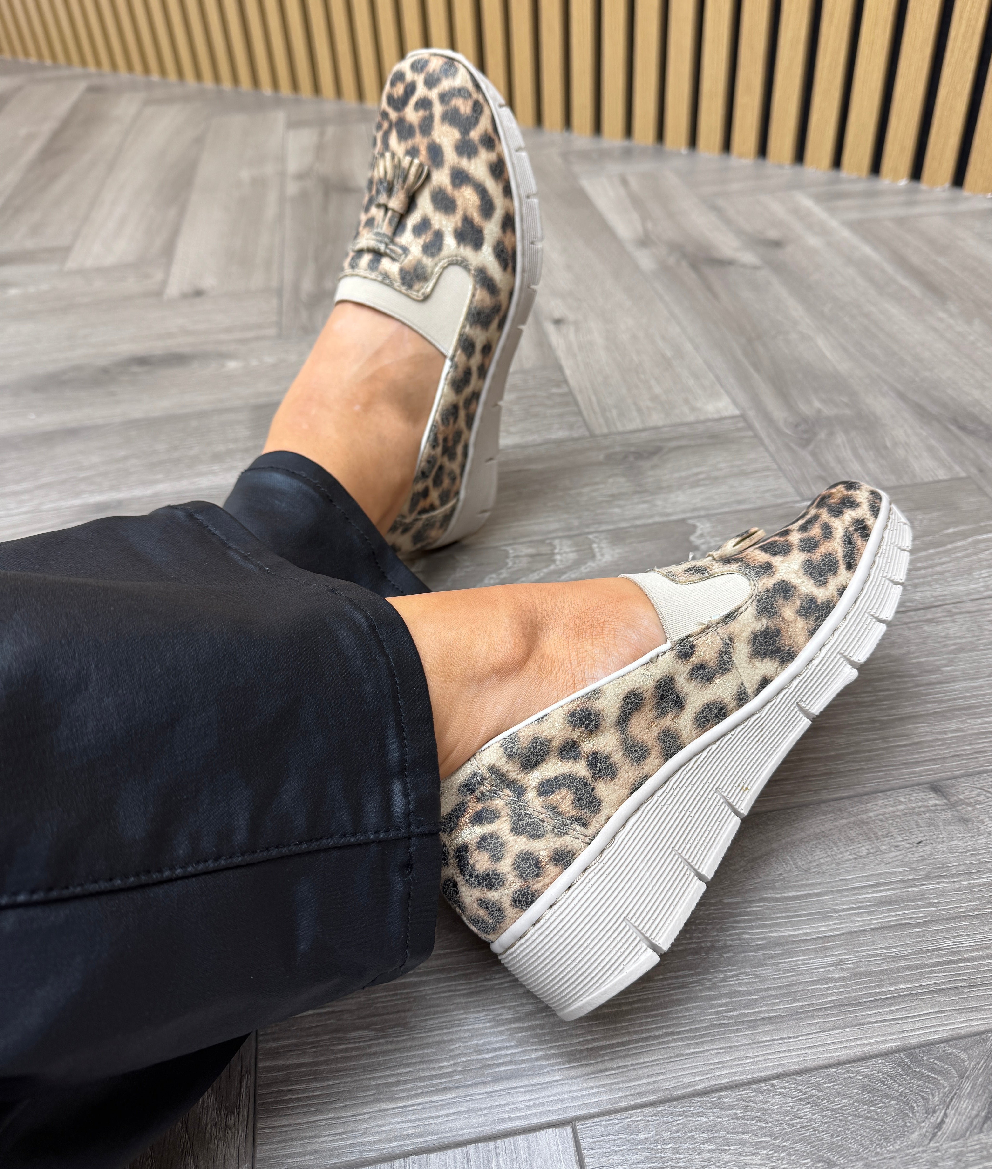 Leopard print slip on shoes store