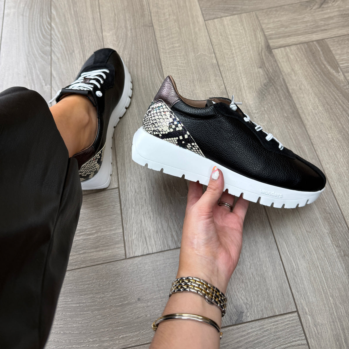 Wonders (AW25) A-2495 Trainer With Snake Print Heel - Nergo/Snake (W16 ...